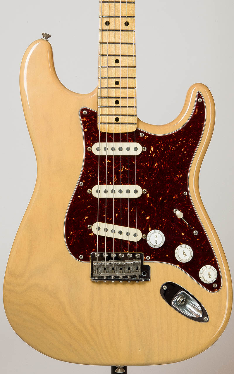 Fender Custom Shop Custom Classic 54 Stratocaster Blonde 1995 中古｜ギター買取の ...
